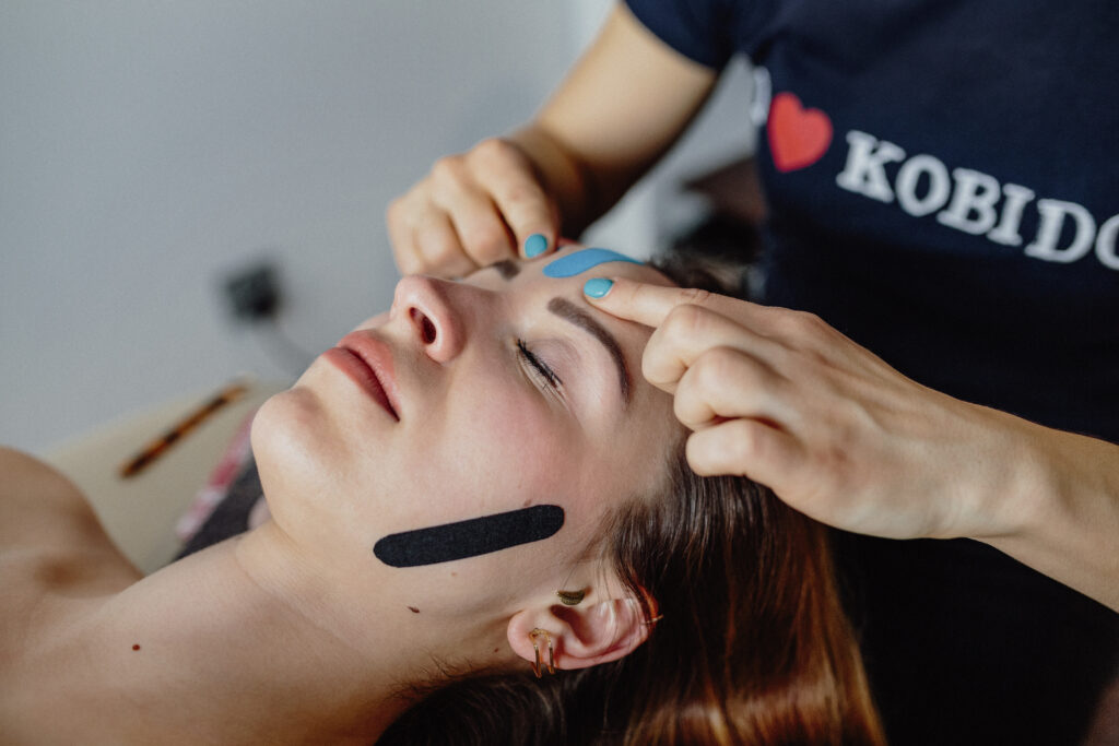 Fizjoestetyka twarzy - Fizjomasaż